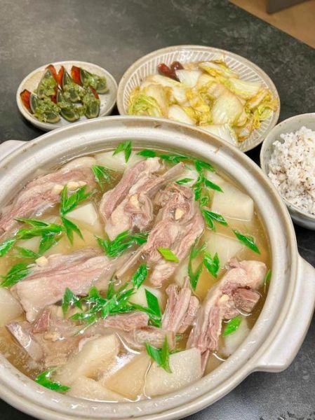 白萝卜炖羊排怎么做_羊排去膻技巧-第3张图片-山城妙识 白萝卜炖羊排怎么做_羊排去膻技巧-第3张图片-山城妙识