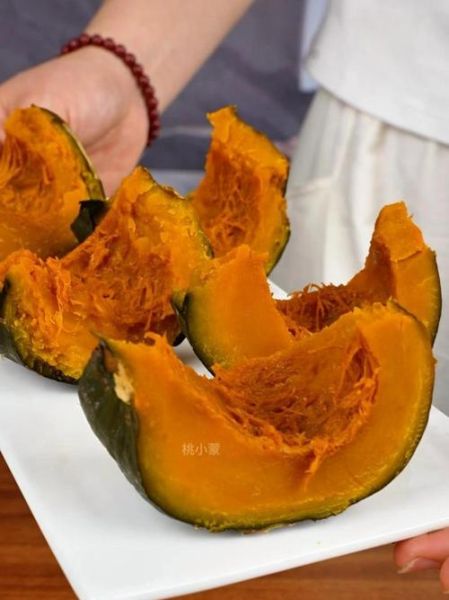 南瓜贝贝整个蒸还是切开_蒸多久才软糯-第3张图片-山城妙识