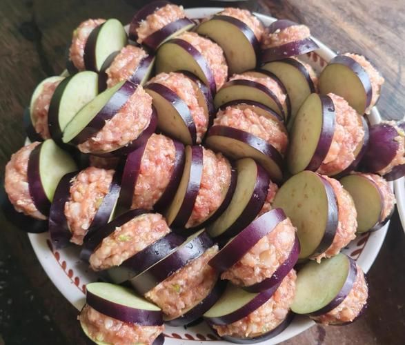 怎样做茄盒简单又好吃_茄盒酥脆秘诀-第2张图片-山城妙识 怎样做茄盒简单又好吃_茄盒酥脆秘诀-第2张图片-山城妙识