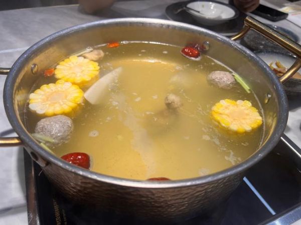 牛肉火锅清汤锅底怎么做_清汤锅底需要哪些材料-第2张图片-山城妙识 牛肉火锅清汤锅底怎么做_清汤锅底需要哪些材料-第2张图片-山城妙识