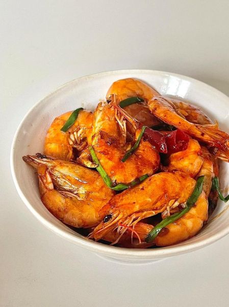 家庭油焖大虾怎么做_油焖大虾的家常做法-第2张图片-山城妙识