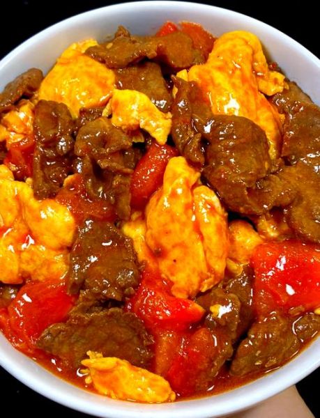 番茄炒牛肉片怎么做才嫩_番茄炒牛肉片用什么部位-第1张图片-山城妙识