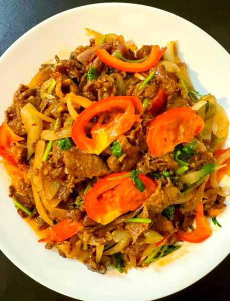 番茄炒牛肉片怎么做才嫩_番茄炒牛肉片用什么部位-第3张图片-山城妙识