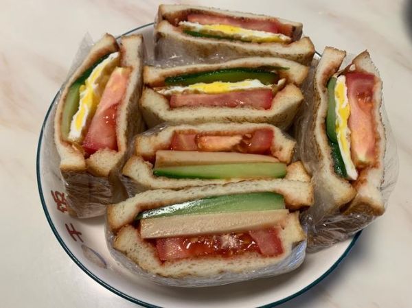 三明治图片大全_如何摆盘拍照好看-第1张图片-山城妙识