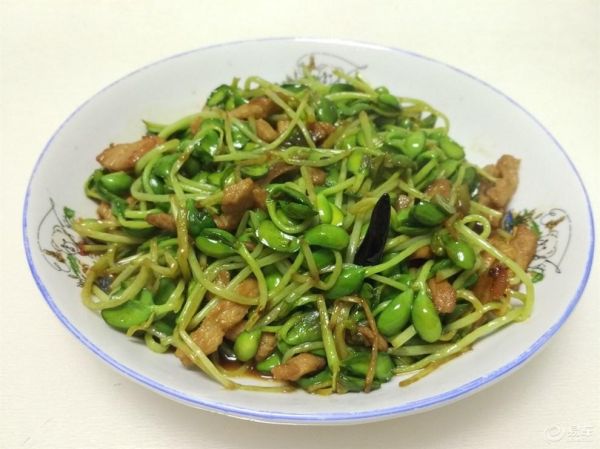 炒青豆苗怎么炒才脆嫩_青豆苗家常做法窍门-第3张图片-山城妙识
