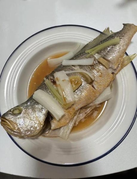 清蒸大黄鱼怎么做_清蒸大黄鱼做法视频-第1张图片-山城妙识