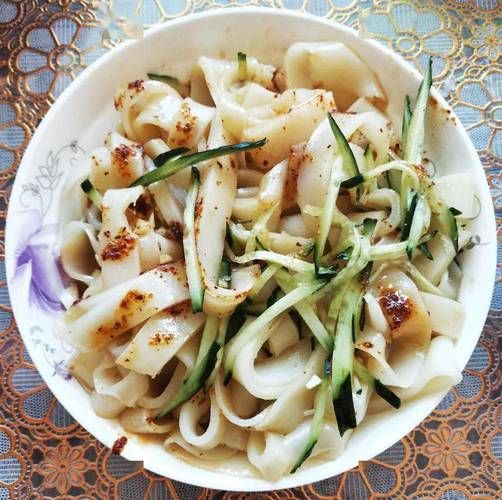 面皮怎么做_正宗面皮的做法视频全过程-第2张图片-山城妙识