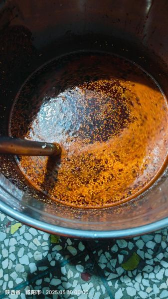 凉皮辣椒油怎么做_正宗陕西辣椒油配方-第3张图片-山城妙识