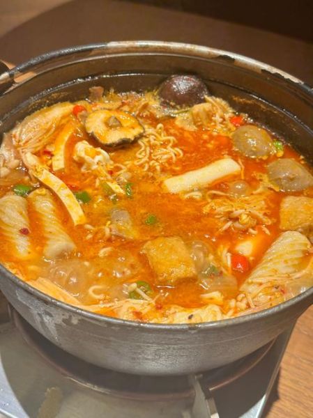 泡菜汤放什么配菜_泡菜汤配菜推荐-第1张图片-山城妙识 泡菜汤放什么配菜_泡菜汤配菜推荐-第1张图片-山城妙识