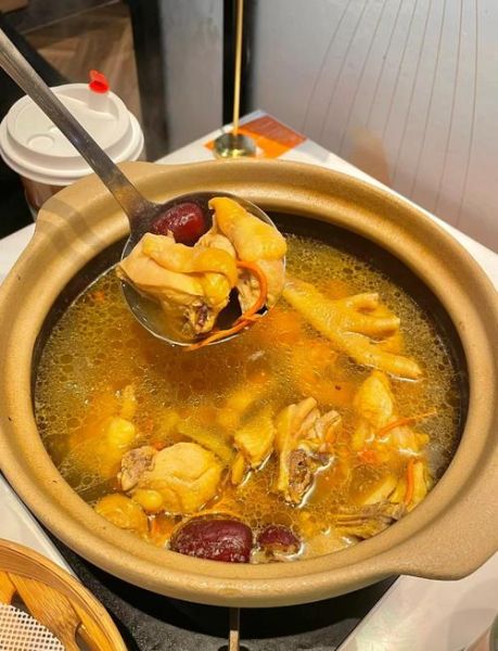 清蒸花雕鸡怎么做_清蒸花雕鸡用哪种花雕酒-第1张图片-山城妙识