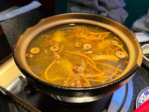 清蒸花雕鸡怎么做_清蒸花雕鸡用哪种花雕酒-第3张图片-山城妙识