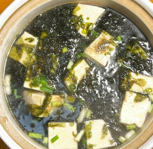 紫菜豆腐汤怎么做好吃_紫菜豆腐汤的做法大全-第1张图片-山城妙识