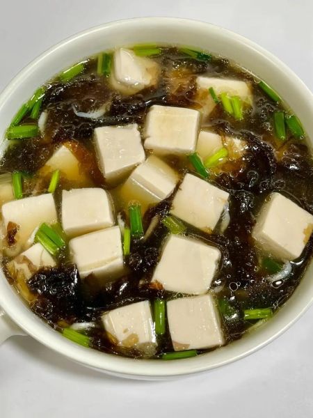 紫菜豆腐汤怎么做好吃_紫菜豆腐汤的做法大全-第3张图片-山城妙识
