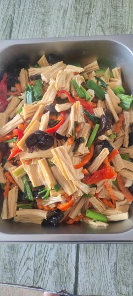 新鲜腐竹怎么做_家庭版腐竹做法大全-第2张图片-山城妙识