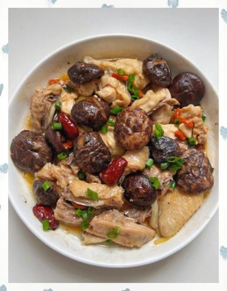 冬菇焖鸡怎么做_冬菇焖鸡用什么鸡最好-第1张图片-山城妙识