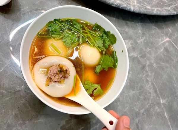 肉汤圆怎么做_肉汤圆馅料怎么调-第1张图片-山城妙识 肉汤圆怎么做_肉汤圆馅料怎么调-第1张图片-山城妙识