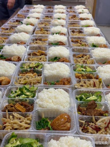 东北10元盒饭有哪些菜_东北10元盒饭图片真实吗-第3张图片-山城妙识