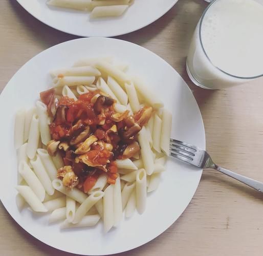 意大利通心粉最简单的做法_怎么做才好吃-第2张图片-山城妙识