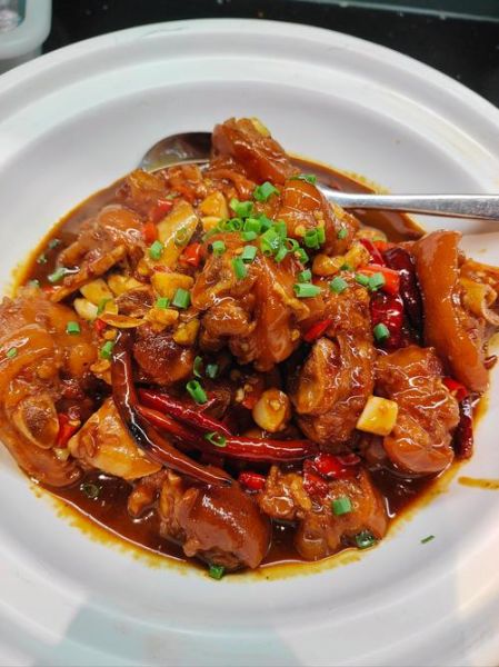 特色菜有哪些_地方特色菜推荐-第1张图片-山城妙识