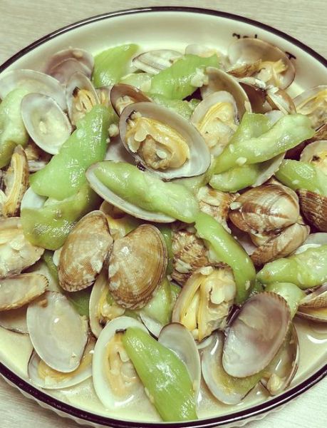 炒花蛤怎么吐沙干净_炒花蛤用焯水吗-第2张图片-山城妙识