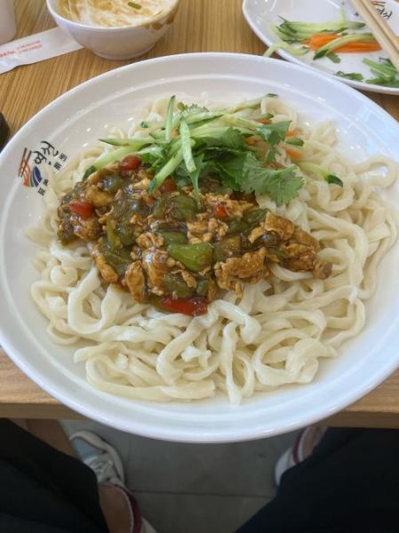 手擀面怎么做好吃_手擀面吃法大全-第1张图片-山城妙识