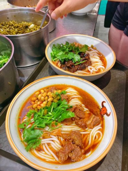 红烧牛肉粉怎么做_红烧牛肉粉用什么牛肉-第1张图片-山城妙识