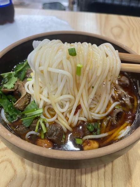 红烧牛肉粉怎么做_红烧牛肉粉用什么牛肉-第2张图片-山城妙识