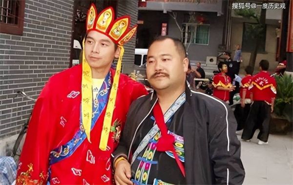 湘西赶尸是真的吗_赶尸人如何操控尸体-第2张图片-山城妙识 湘西赶尸是真的吗_赶尸人如何操控尸体-第2张图片-山城妙识