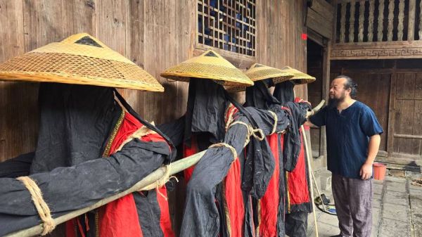 湘西赶尸是真的吗_赶尸人如何操控尸体-第1张图片-山城妙识 湘西赶尸是真的吗_赶尸人如何操控尸体-第1张图片-山城妙识