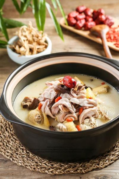 猪肚炖什么好吃又营养又养胃_猪肚炖什么养胃又好吃-第3张图片-山城妙识