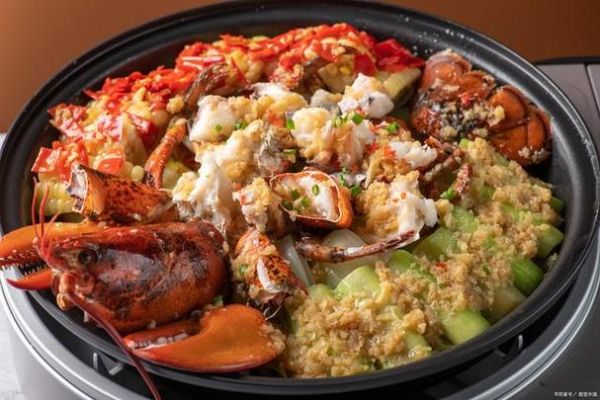 大龙虾怎么吃法步骤_大龙虾处理技巧-第2张图片-山城妙识