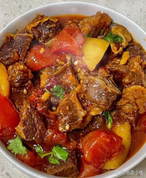 胡萝卜炖牛肉的功效与作用_适合什么人吃-第2张图片-山城妙识 胡萝卜炖牛肉的功效与作用_适合什么人吃-第2张图片-山城妙识