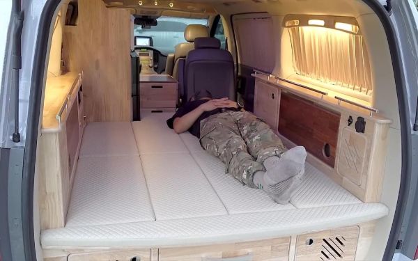 面包车改装成房车多少钱_合法上路吗-第2张图片-山城妙识 面包车改装成房车多少钱_合法上路吗-第2张图片-山城妙识