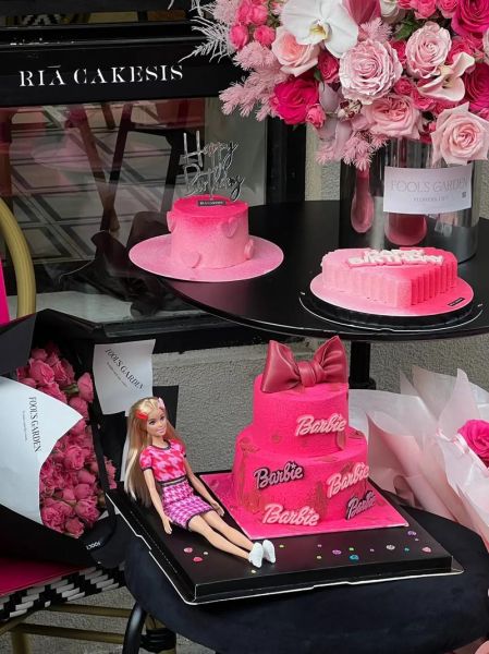 最漂亮的芭比蛋糕怎么做_芭比蛋糕图片大全-第2张图片-山城妙识