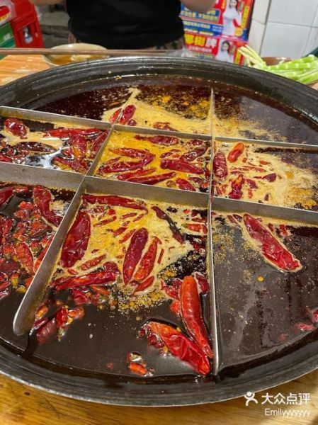 四川火锅和重庆火锅区别_哪个更辣-第2张图片-山城妙识