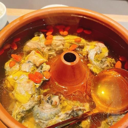 汽锅鸡怎么做才正宗_汽锅鸡的做法窍门-第2张图片-山城妙识 汽锅鸡怎么做才正宗_汽锅鸡的做法窍门-第2张图片-山城妙识