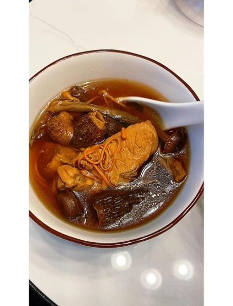 蘑菇汤怎么做好喝_蘑菇汤视频教程-第2张图片-山城妙识