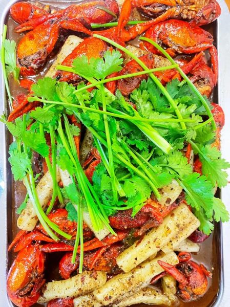 十三香小龙虾做法及配料_十三香小龙虾怎么做才入味-第1张图片-山城妙识