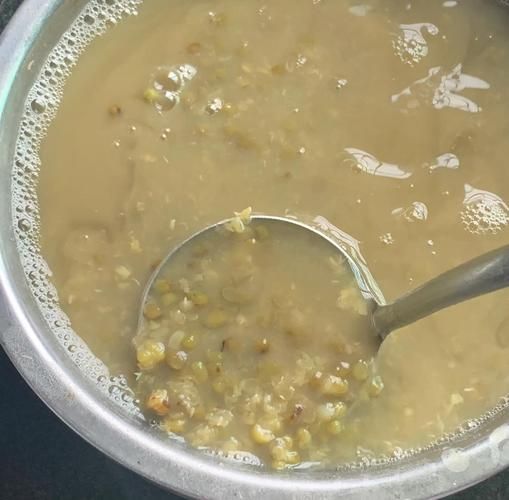 绿豆糖水怎么煮_绿豆糖水为什么发红-第1张图片-山城妙识