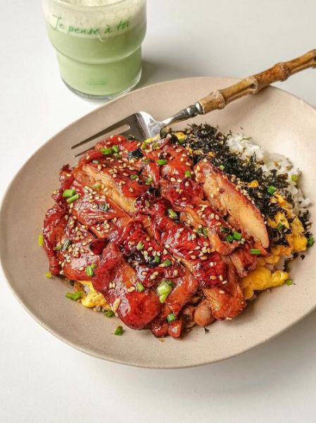 照烧鸡肉盖饭热量高吗_照烧鸡肉盖饭怎么做-第1张图片-山城妙识