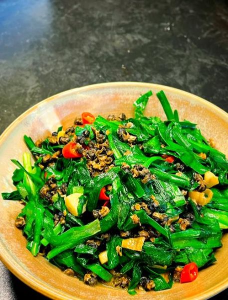 田螺肉炒韭菜怎么做_炒多久才入味-第2张图片-山城妙识 田螺肉炒韭菜怎么做_炒多久才入味-第2张图片-山城妙识