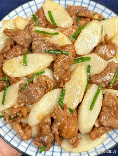 凉薯炒肉怎么做_凉薯炒肉的家常做法-第2张图片-山城妙识