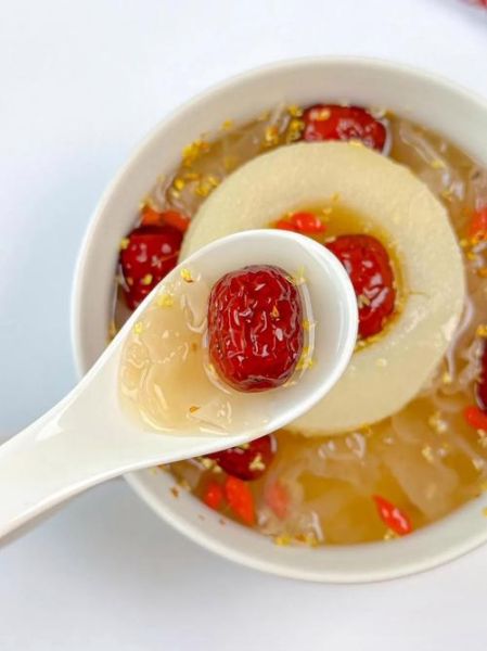 银耳雪梨止咳糖水的做法_止咳效果好吗-第3张图片-山城妙识