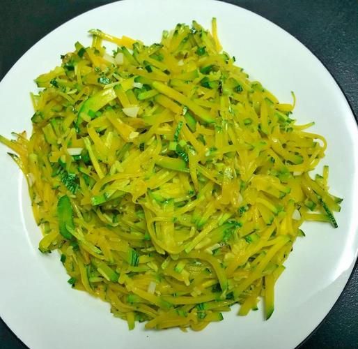 炒小南瓜的做法_小南瓜怎么炒才好吃-第1张图片-山城妙识