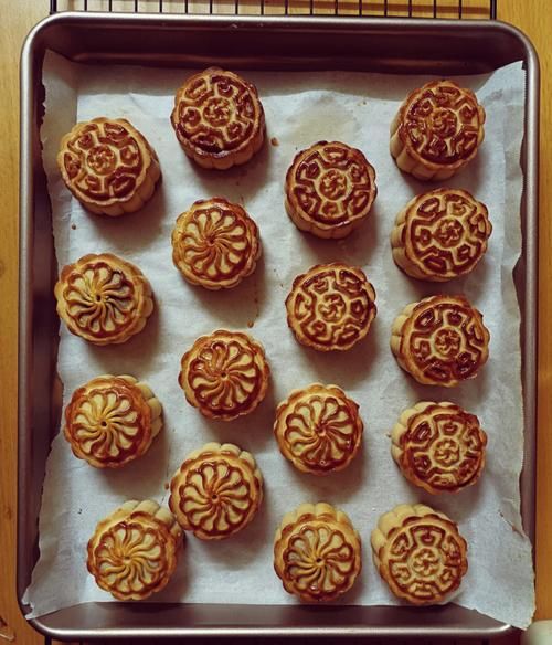 家庭月饼的做法视频_如何在家做广式月饼-第1张图片-山城妙识 家庭月饼的做法视频_如何在家做广式月饼-第1张图片-山城妙识