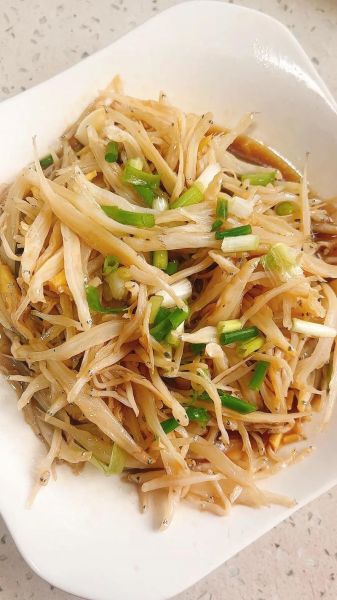 新鲜银鱼怎么做好吃_银鱼做法大全-第3张图片-山城妙识 新鲜银鱼怎么做好吃_银鱼做法大全-第3张图片-山城妙识