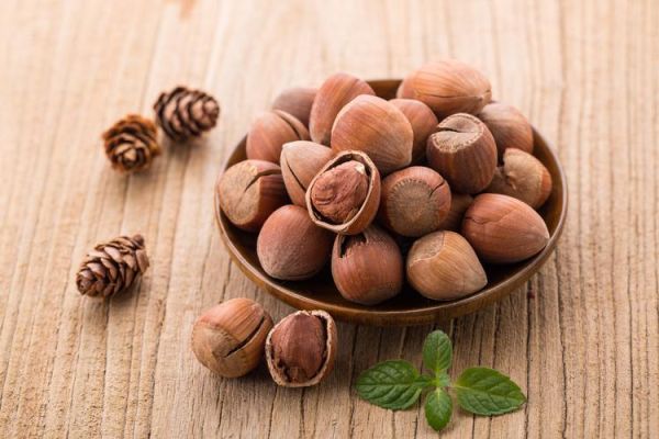 榛子图片与栗子区别_如何一眼分辨-第3张图片-山城妙识