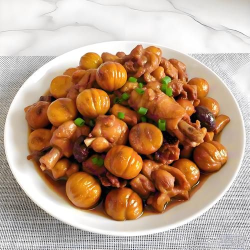 传统栗子黄焖鸡最正宗做法_如何做出地道栗子黄焖鸡-第1张图片-山城妙识 传统栗子黄焖鸡最正宗做法_如何做出地道栗子黄焖鸡-第1张图片-山城妙识