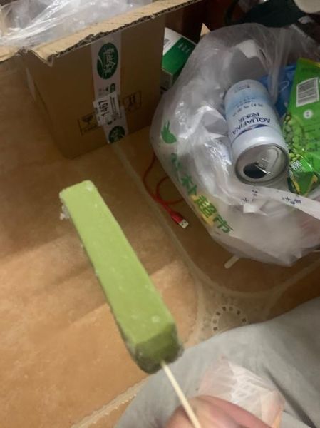 伊利绿豆雪糕多少钱一根_在哪里买最便宜-第1张图片-山城妙识