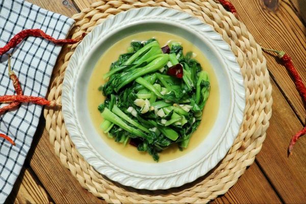 炒鸡毛菜怎么做_鸡毛菜怎么炒才脆嫩-第2张图片-山城妙识 炒鸡毛菜怎么做_鸡毛菜怎么炒才脆嫩-第2张图片-山城妙识